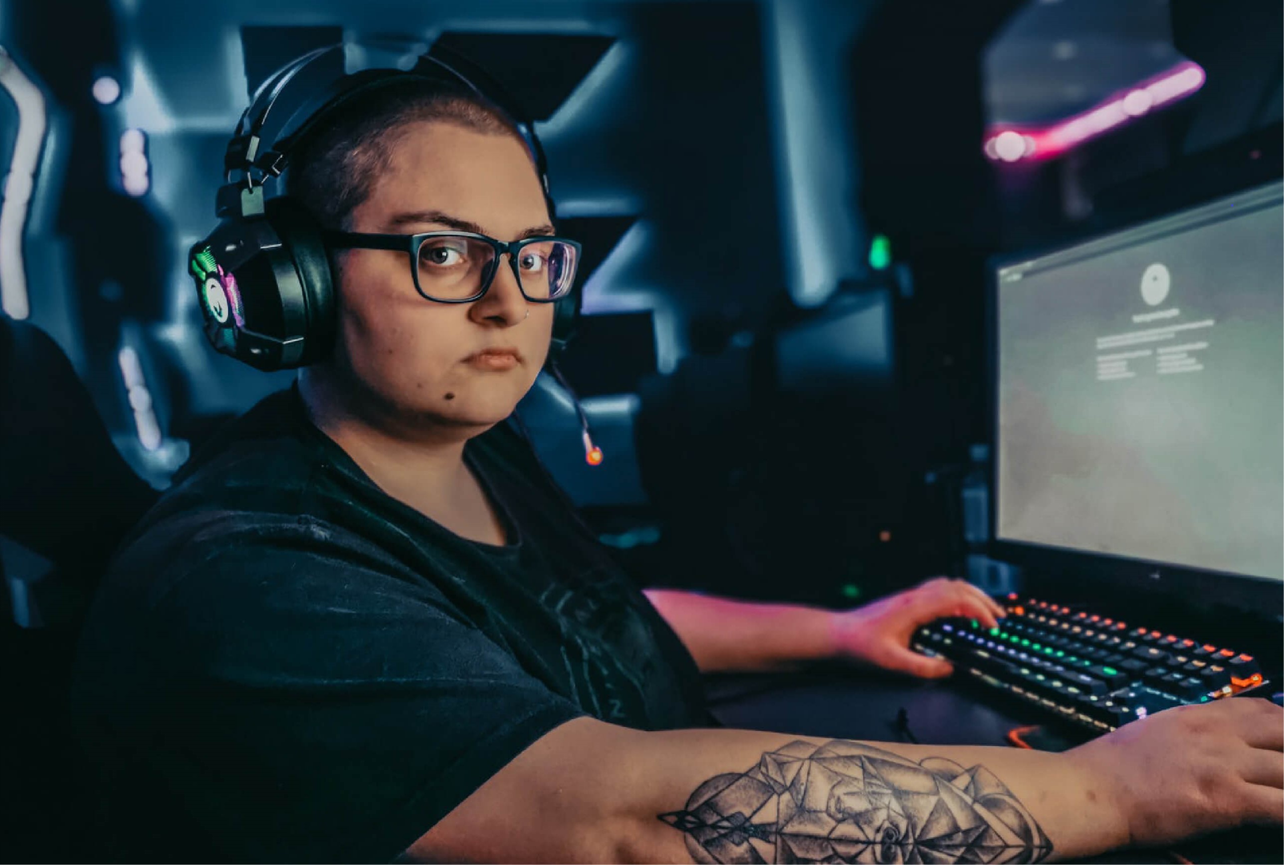 Improve Your Gaming Space with the Best LED Gaming Lamp | BenQ Malaysia