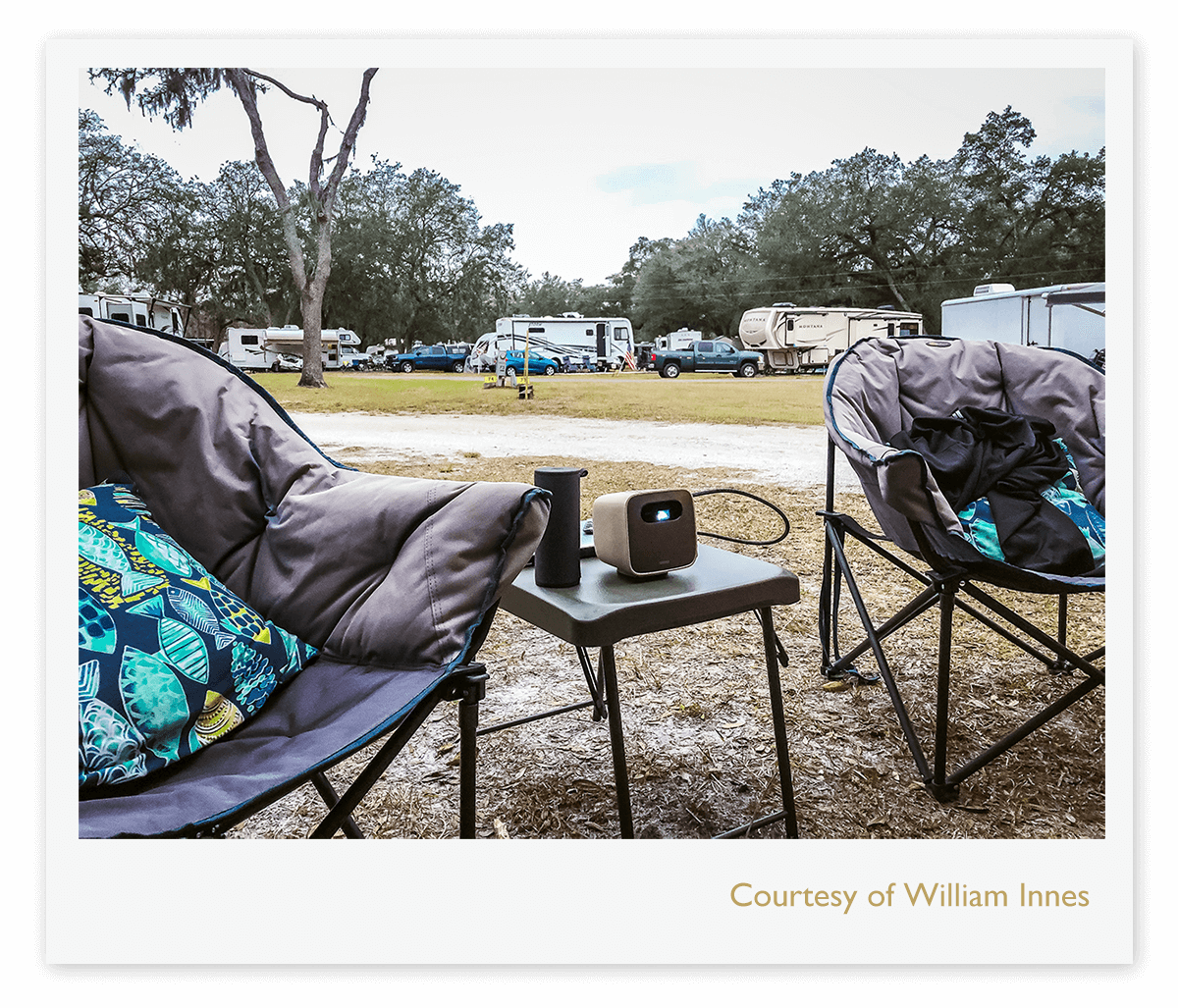 Projectors and Other Essentials for Your Campsite Movie Night | BenQ US