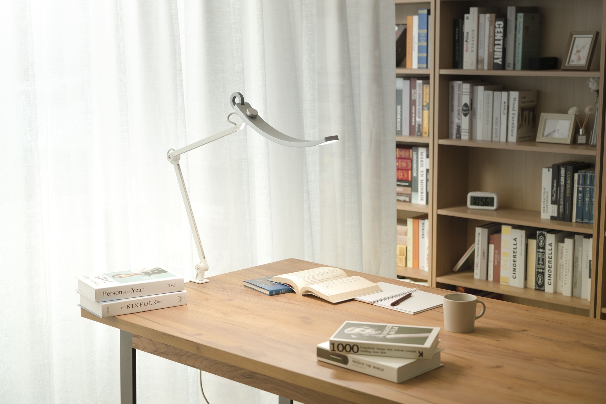 The Ultimate Guide to Cleaning Your Desk Lamp: Tips, Tricks, and Tools ...