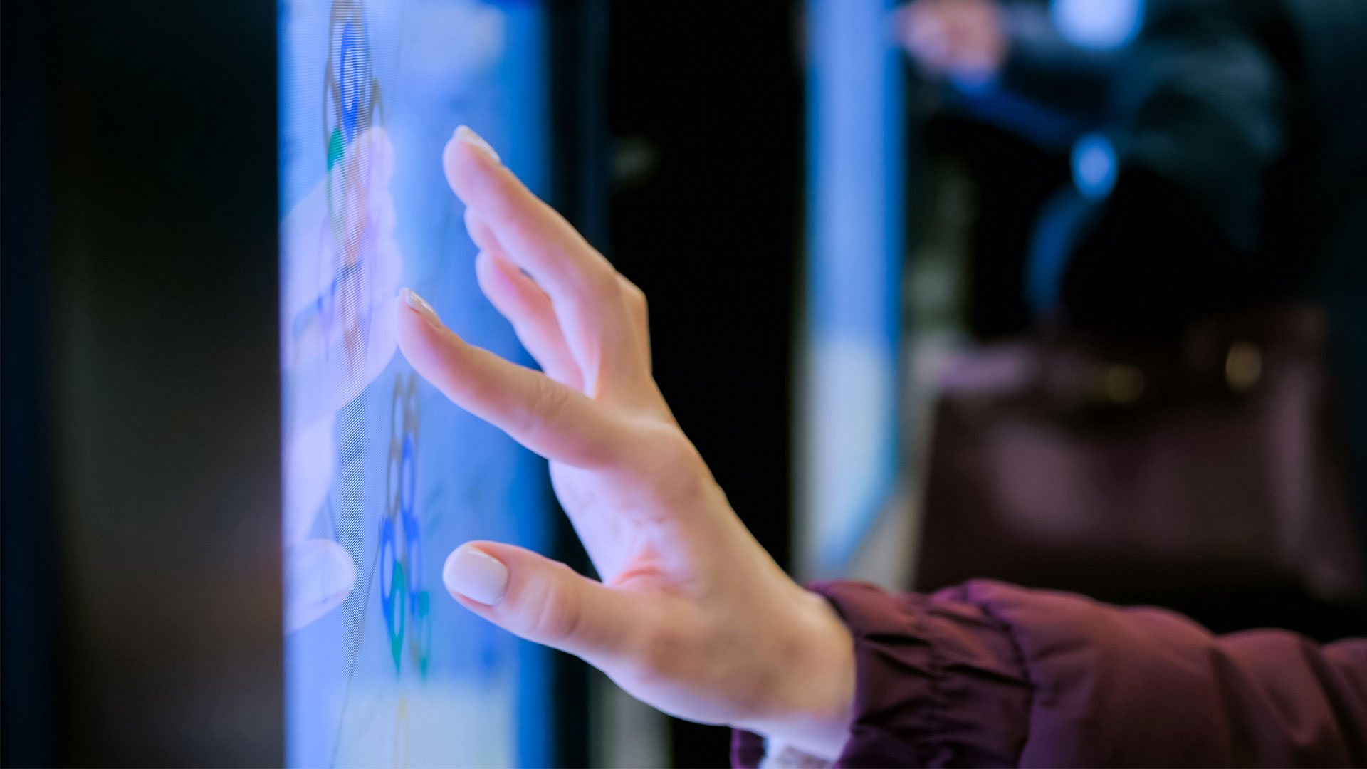 Top 3 touch technologies for interactive displays | BenQ Education US