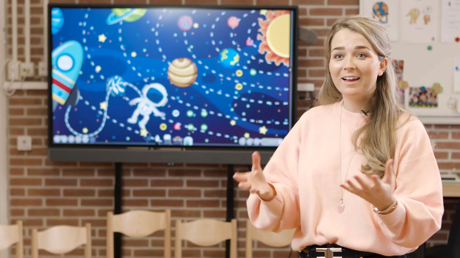 SKOV replaces their old displays and revitalizes teaching with BenQ ...