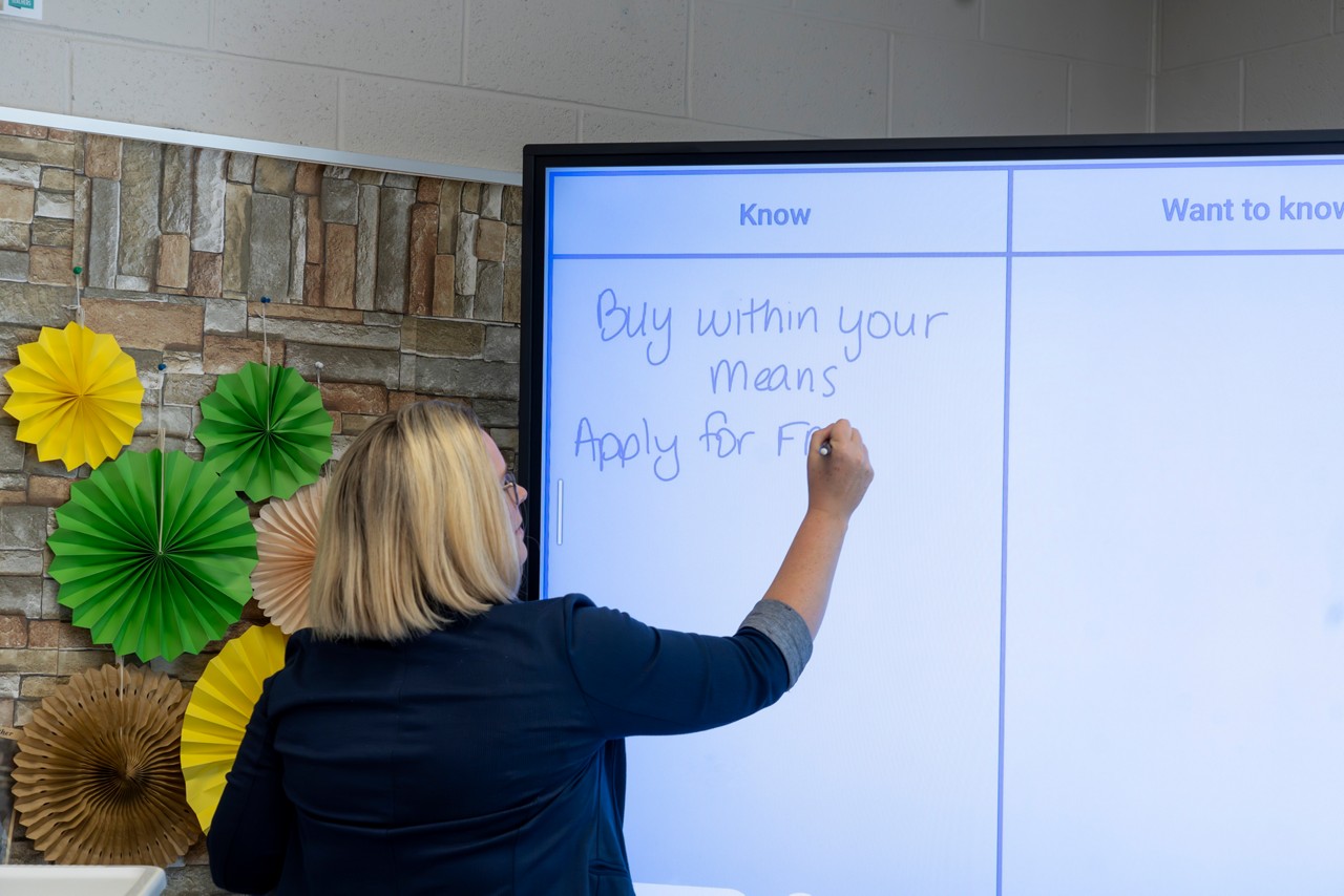 Streamline Your Classroom with Google-Ready BenQ Boards | BenQ Education US